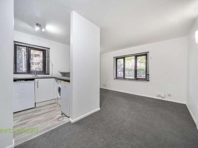 1 bed flat for sale
