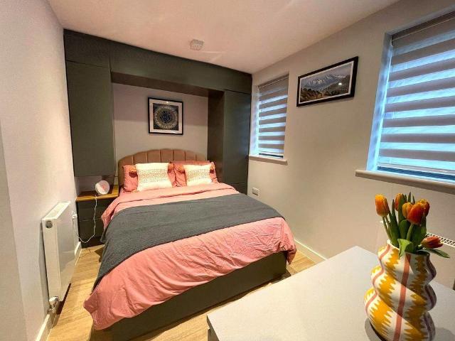 1 bed flat for sale