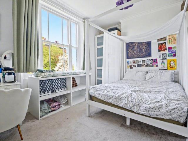 1 bed flat for sale