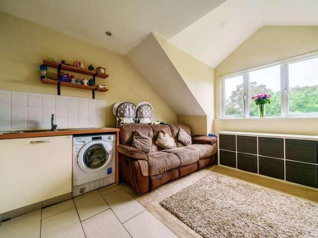 1 bed flat for sale