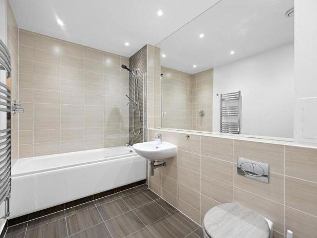 1 bed flat for sale