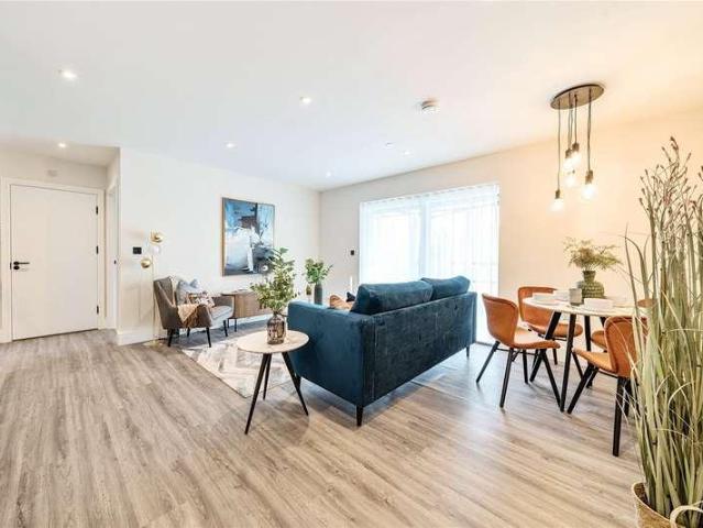 1 bed flat for sale