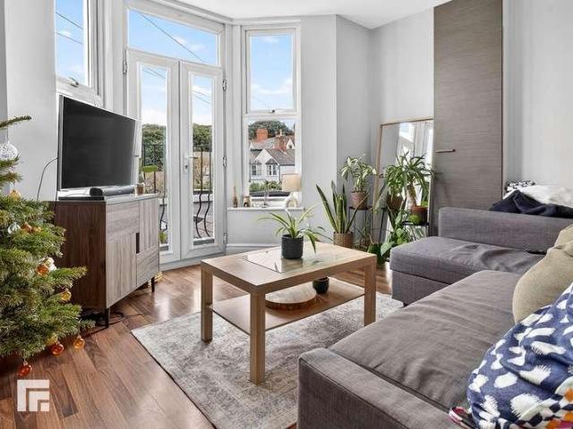 1 bed flat for sale