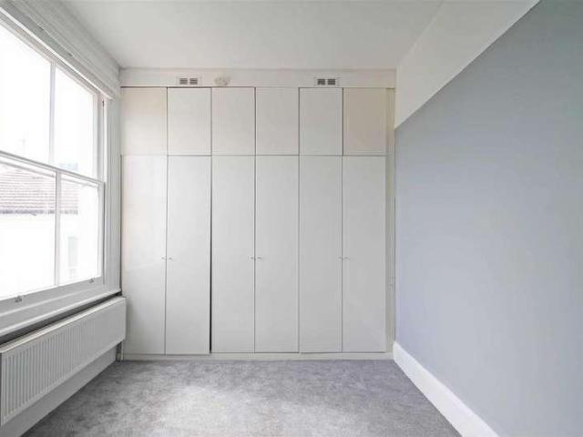 1 bed flat for sale