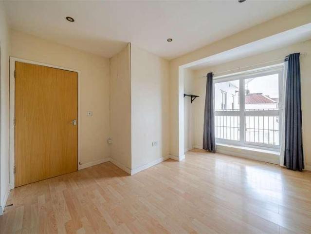 1 bed flat for sale