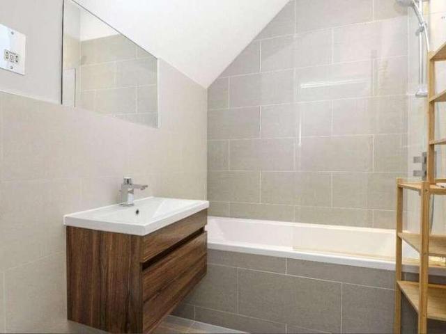 1 bed flat for sale