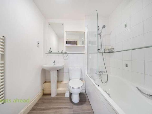 1 bed flat for sale