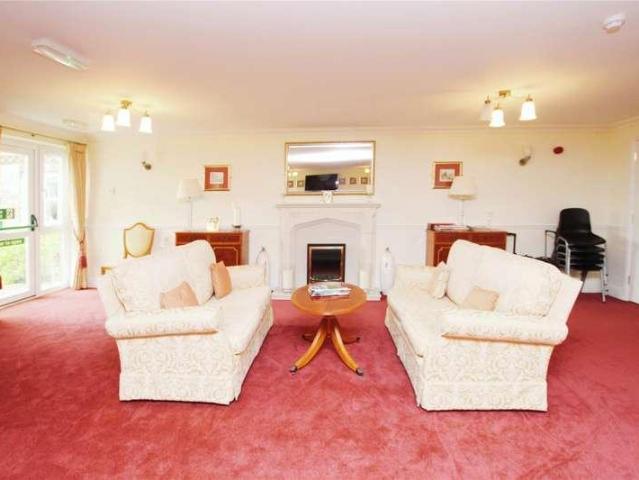 1 bed flat for sale