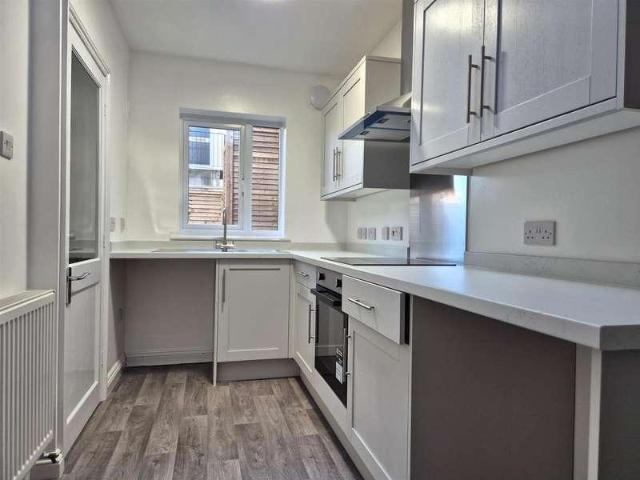 1 bed flat for sale
