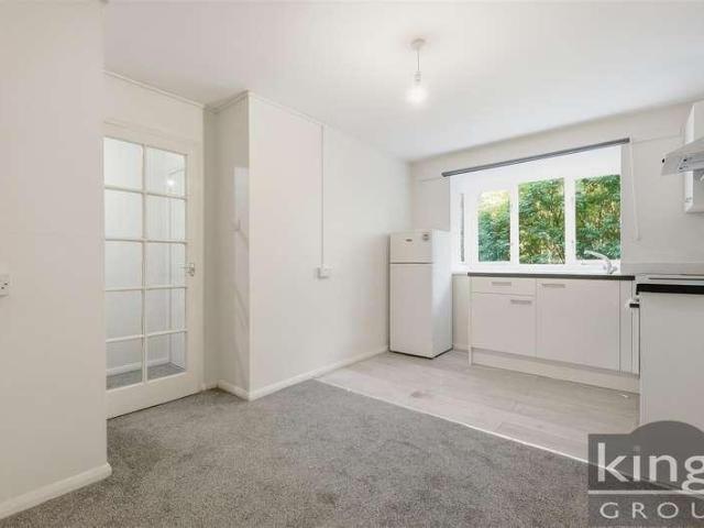 1 bed flat for sale