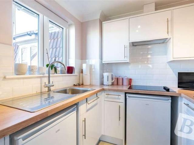 1 bed flat for sale