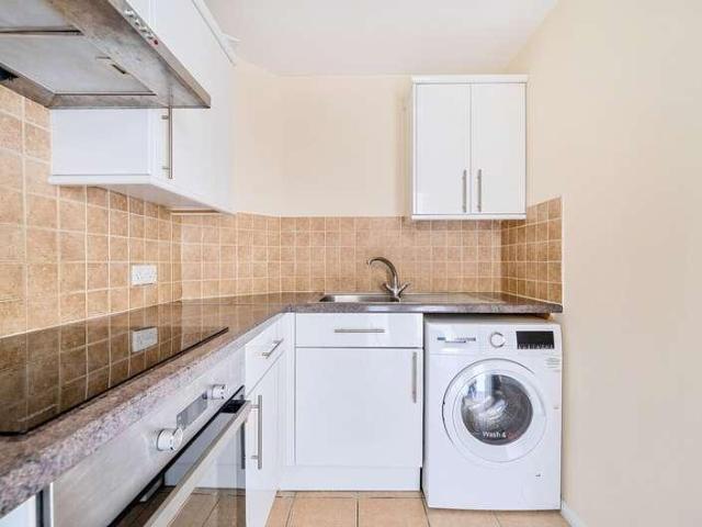 1 bed flat for sale