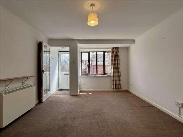 1 bed flat for sale