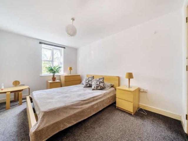1 bed flat for sale