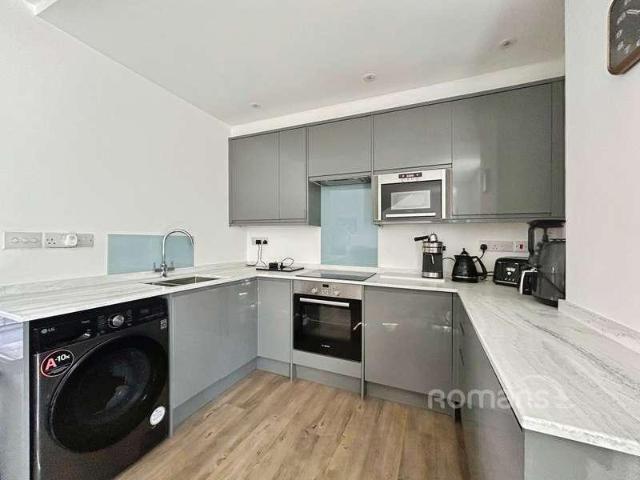 1 bed flat for sale