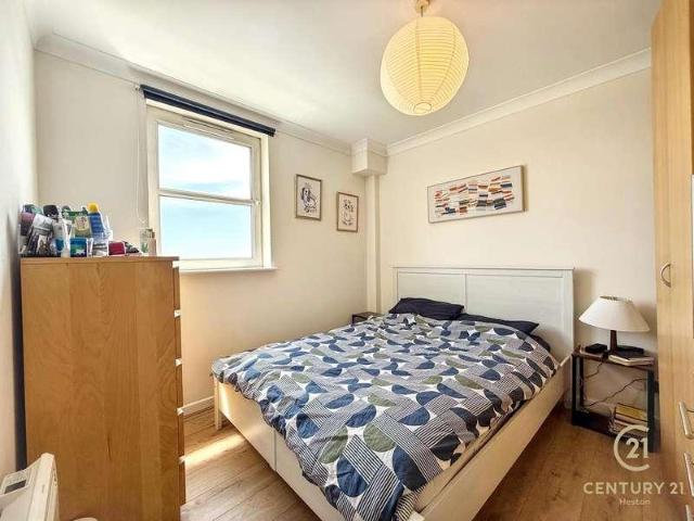 1 bed flat for sale