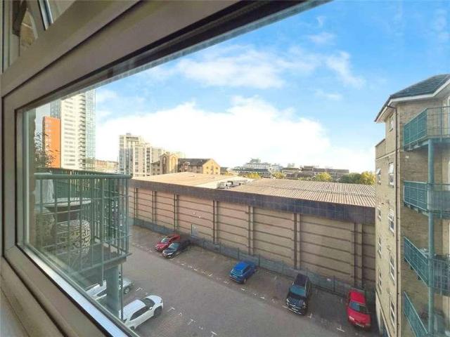 1 bed flat for sale