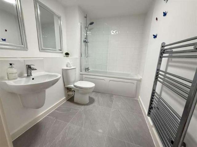 1 bed flat for sale