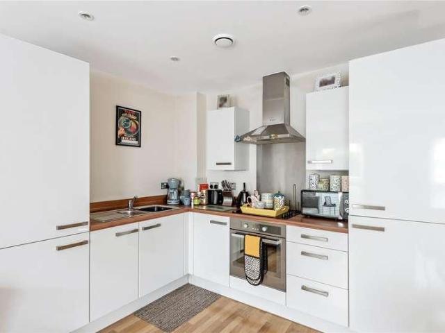 1 bed flat for sale