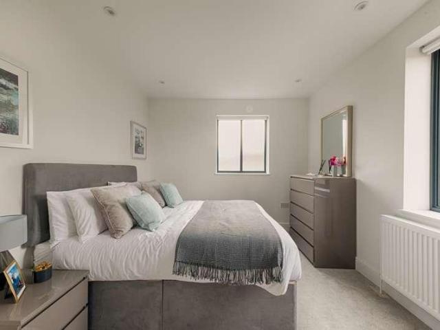 1 bed flat for sale