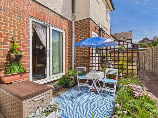 1 bed flat for sale