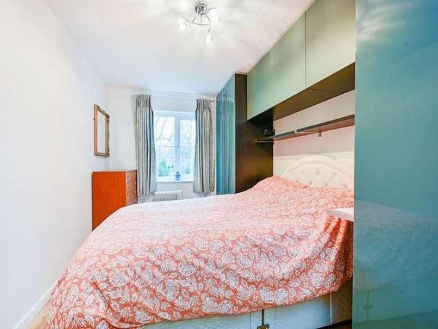 1 bed flat for sale