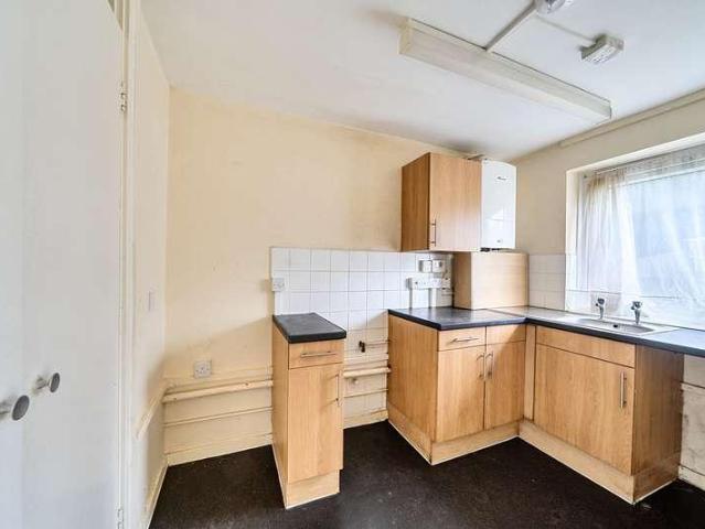 1 bed flat for sale