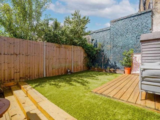 1 bed flat for sale