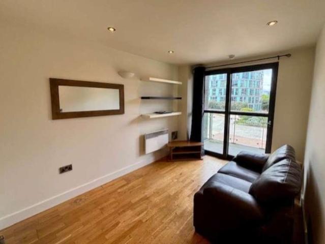 1 bed flat for sale