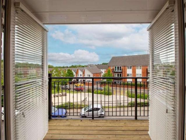 1 bed flat for sale