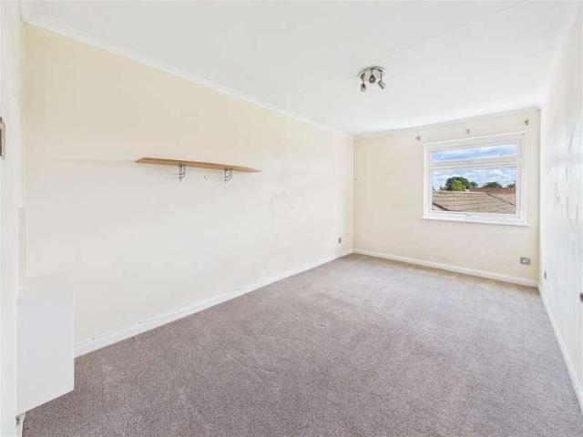 1 bed flat for sale