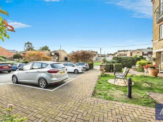 1 bed flat for sale