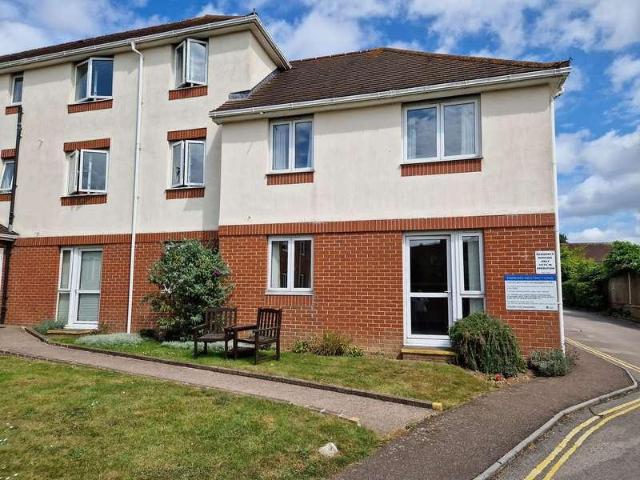 1 bed flat for sale