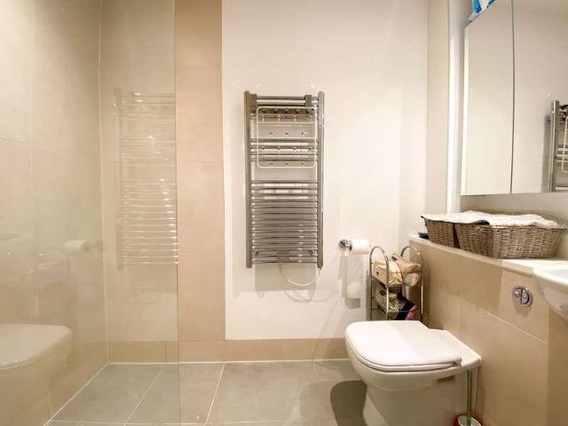 1 bed flat for sale