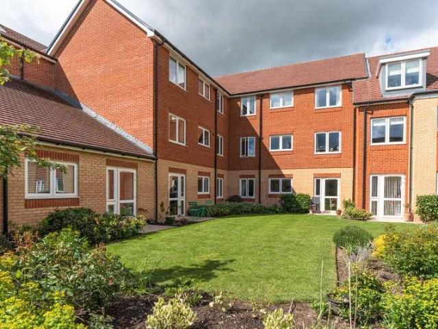 1 bed flat for sale