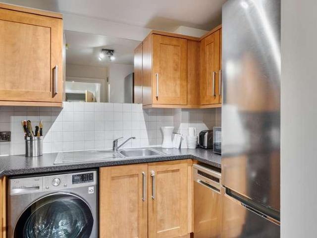 1 bed flat for sale