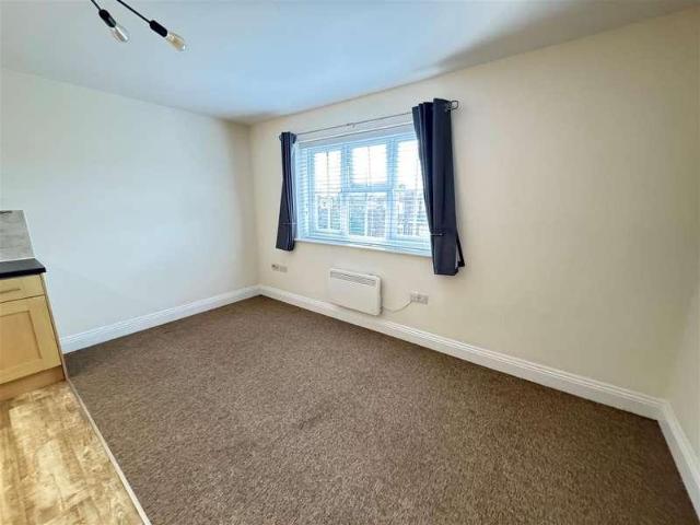 1 bed flat for sale