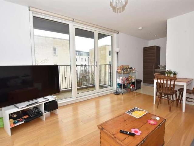 1 bed flat for sale