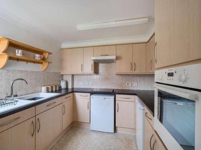 1 bed flat for sale