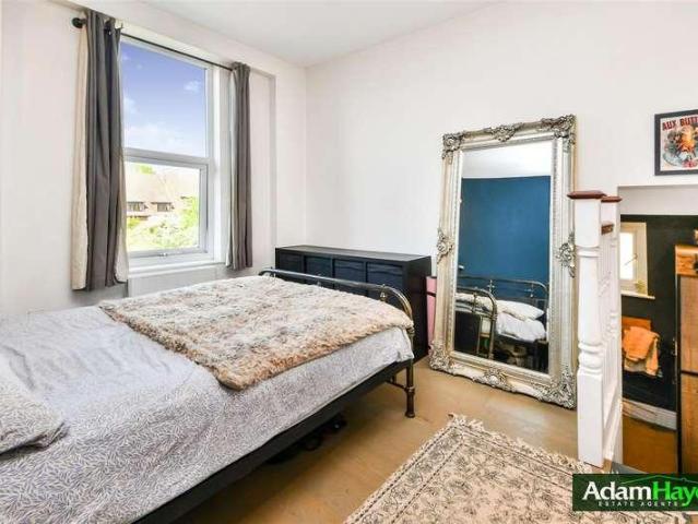 1 bed flat for sale