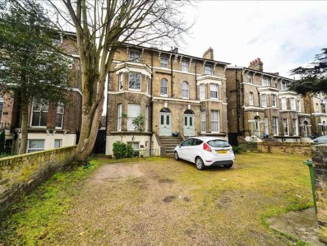 1 bed flat for sale