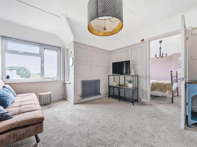 1 bed flat for sale