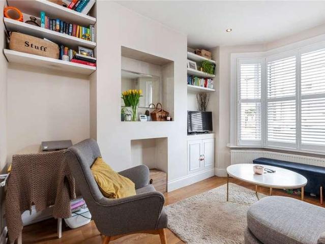 1 bed flat for sale