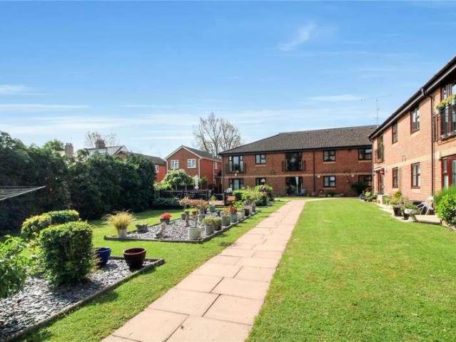 1 bed flat for sale