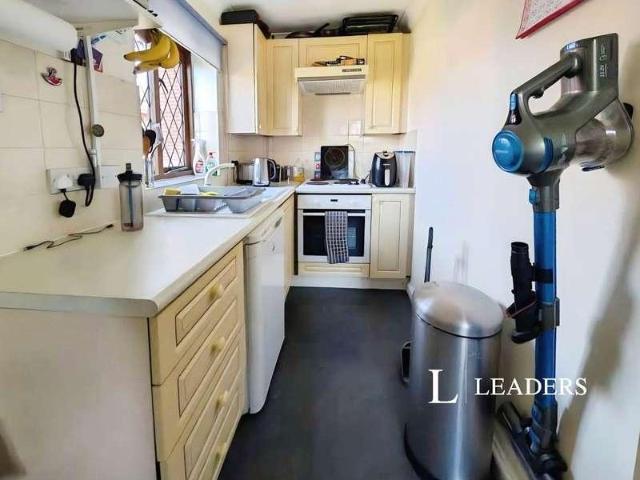 1 bed flat for sale