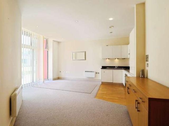 1 bed flat for sale