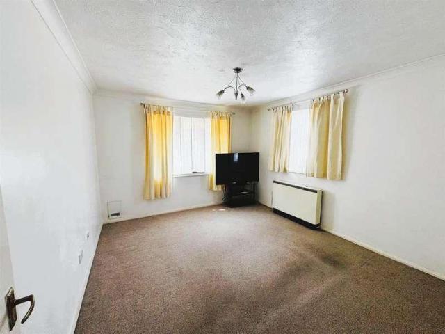 1 bed flat for sale