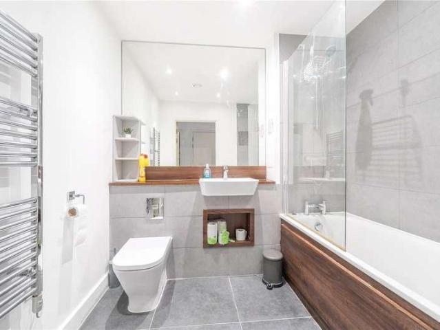 1 bed flat for sale