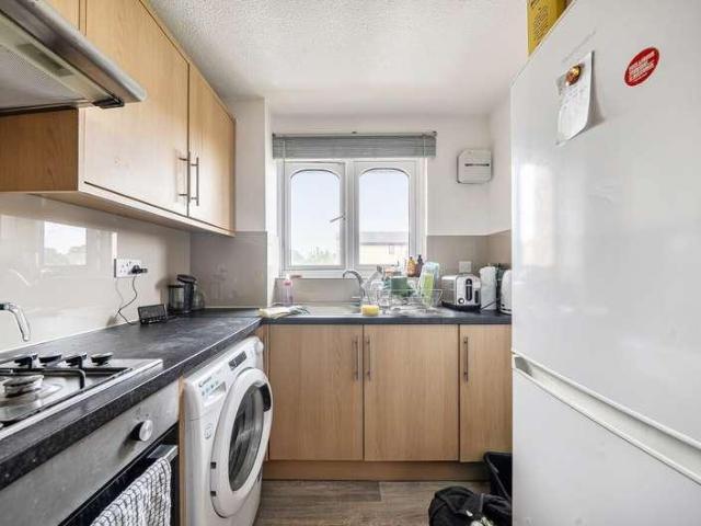 1 bed flat for sale