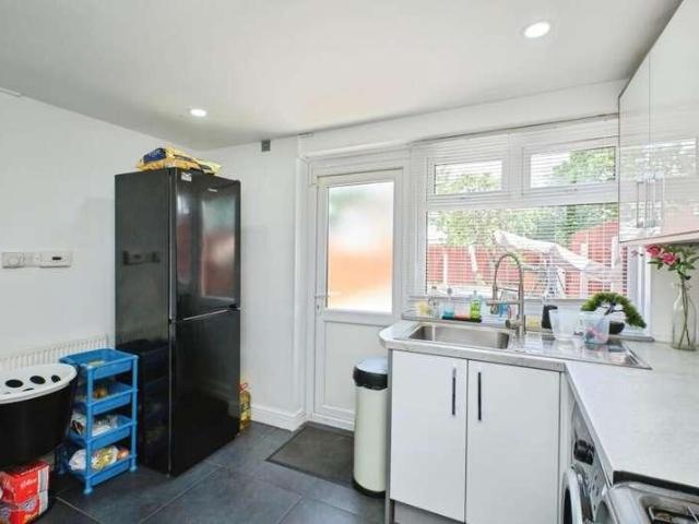 1 bed flat for sale